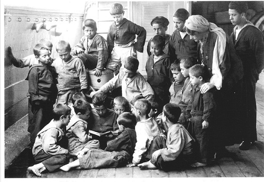 Giulia Civita Franceschi: Un’Eroina dell’Educazione Napoletana – La ...